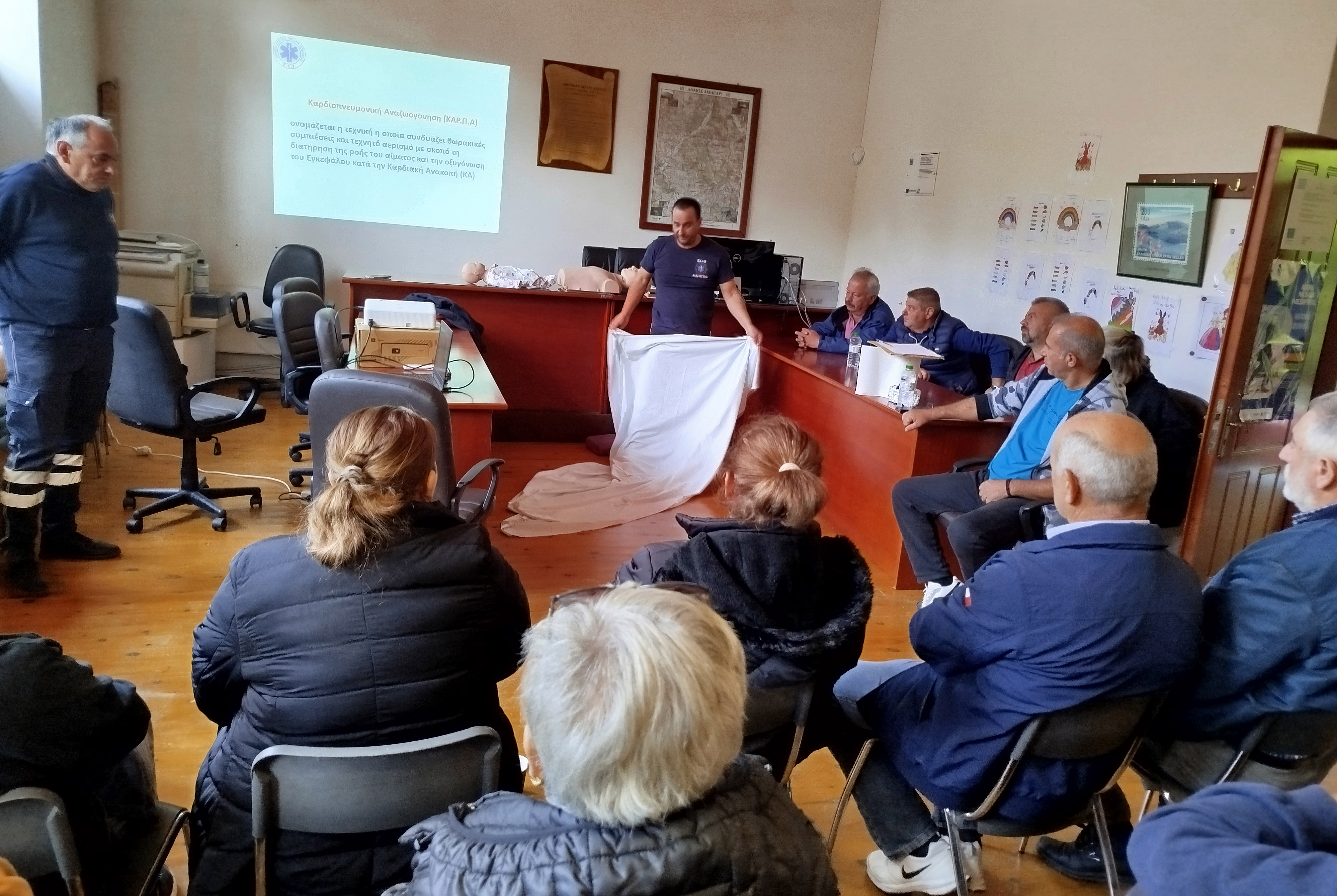 ΕΚΠΑΙΔΕΥΣΗ ΔΗΜΟΤΩΝ ΓΙΑ ΤΗΝ ΠΑΡΟΧΗ ΠΡΩΤΩΝ ΒΟΗΘΕΙΩΝ ΑΠΟ ΤΟΥ ΕΚΠΑΙΔΕΥΤΕΣ ...